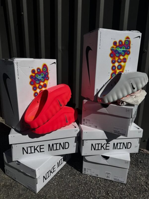 NIKE MIND 001 SLIDES PALLET - Wholesale Pallet Sourcing